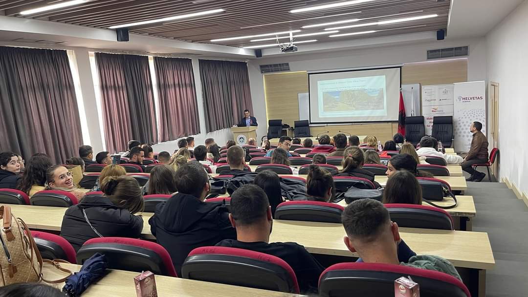 Leksion frymëzues mbi bujqësinë e rinovueshme | UBT | Universiteti ...